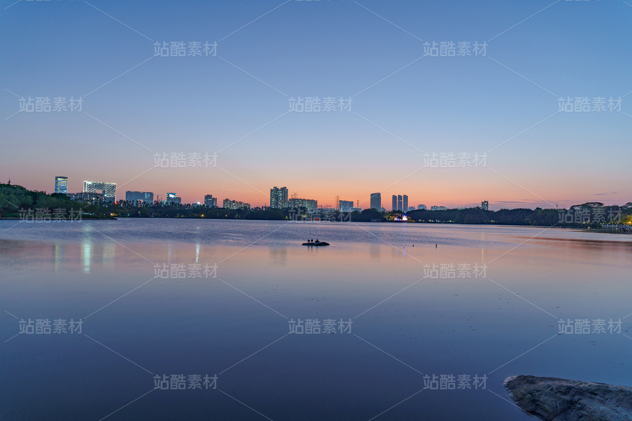 广州海珠湖公园夕阳晚霞余晖与城市高楼建筑湖面倒影 _HQC0426_观于我的视界_站酷素材-图片_照片-站酷ZCOOL